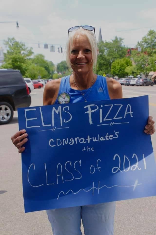 Elm's Pizza Parlor - OUR PIZZA FAMILY (PHOTOS)
