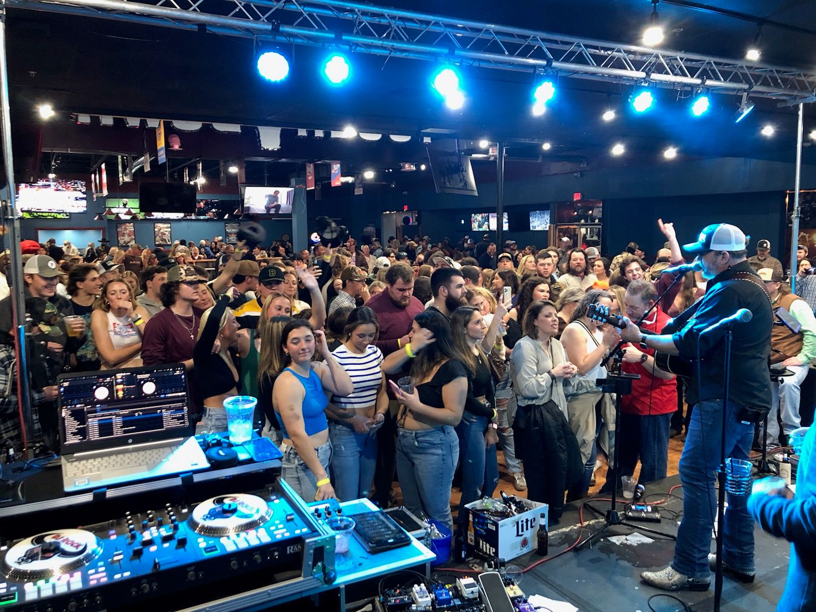 Faron Hamblin - Gallery