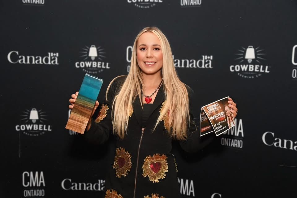 Elyse wins Music Video of the Year at CMAOntario Awards 2025!