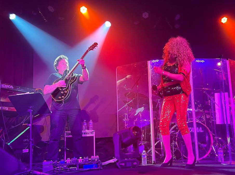 ForeverTina - Photos