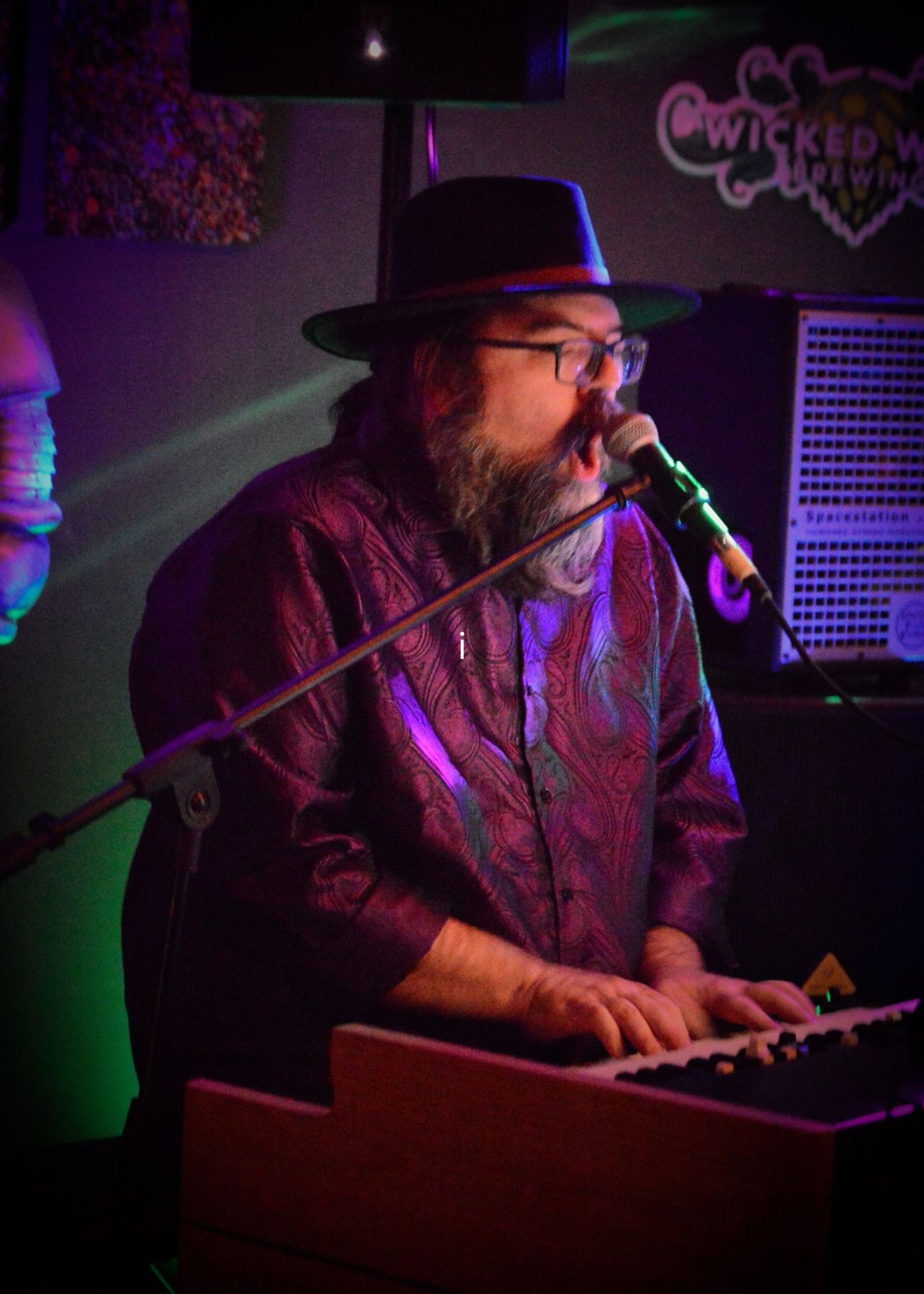 Otis Walker Band - Tip The Band