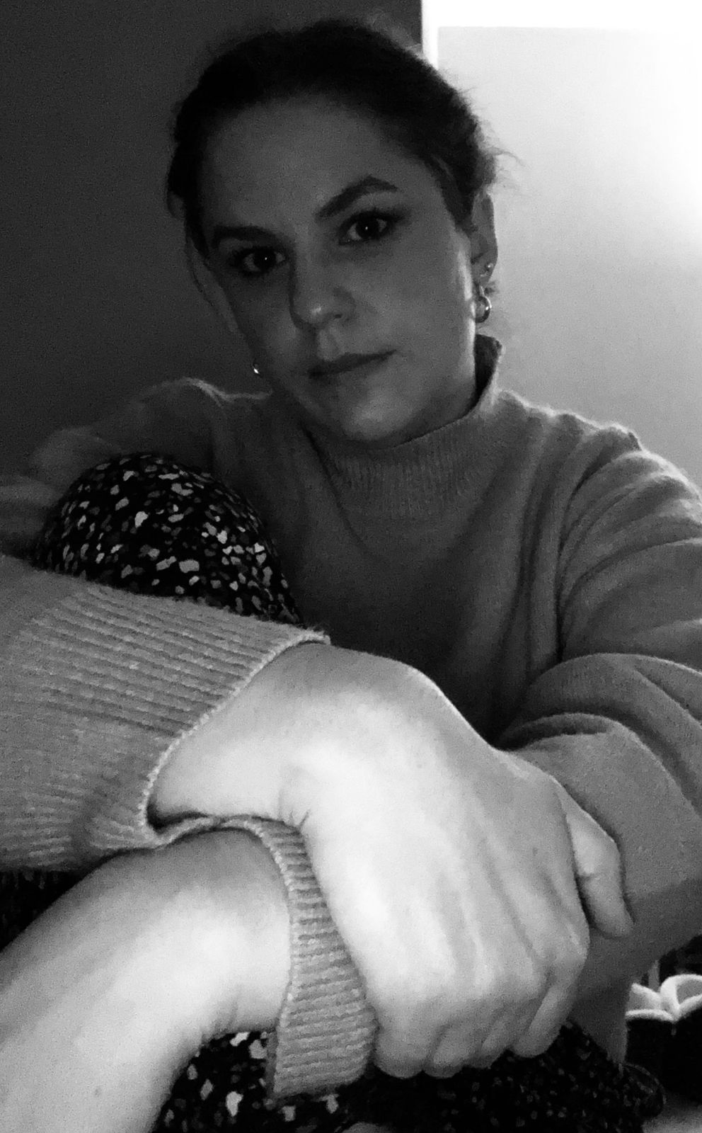 Ellie Walker & The Folly