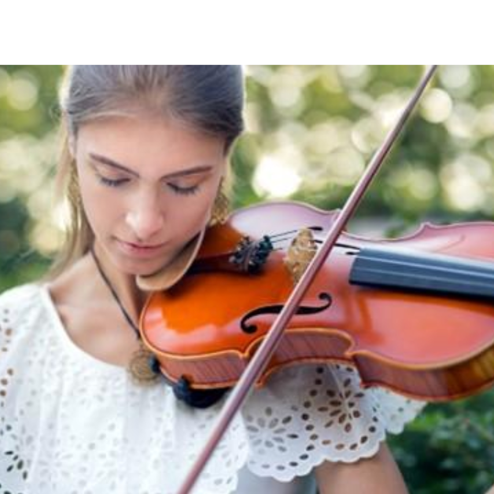 Symphonina Foundation - Bio - Laura Aida Gantner