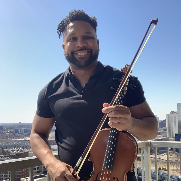 Daniel The Violinist