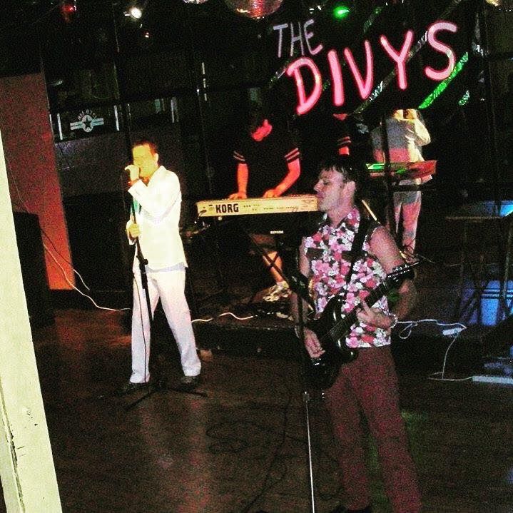 The Divys - Photos