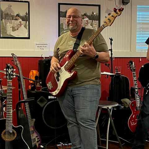 Rusted Radio - Meet the Band