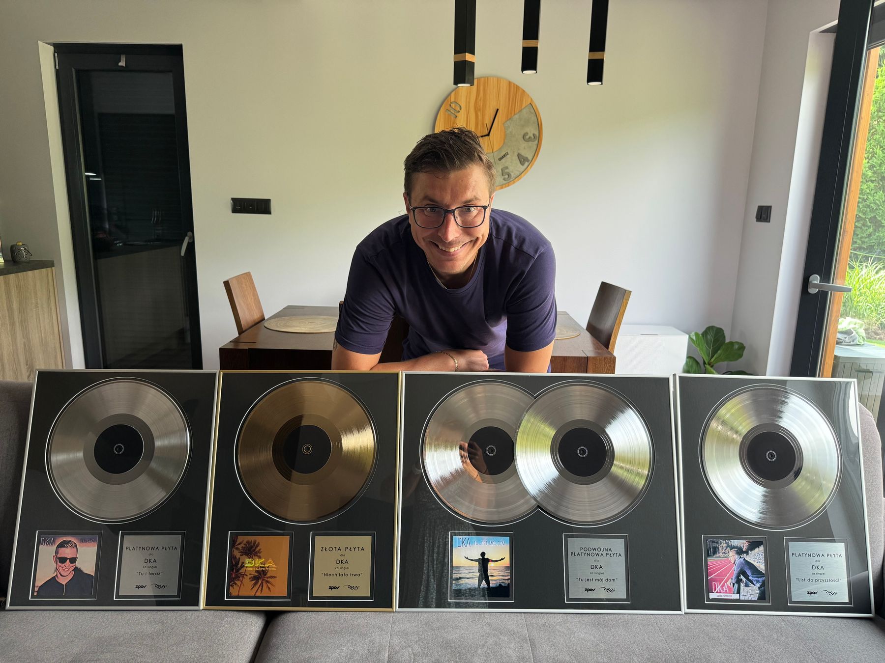 Oficjalna strona DKA - DKA to artysta, muzyk, producent i piosenkarz ...