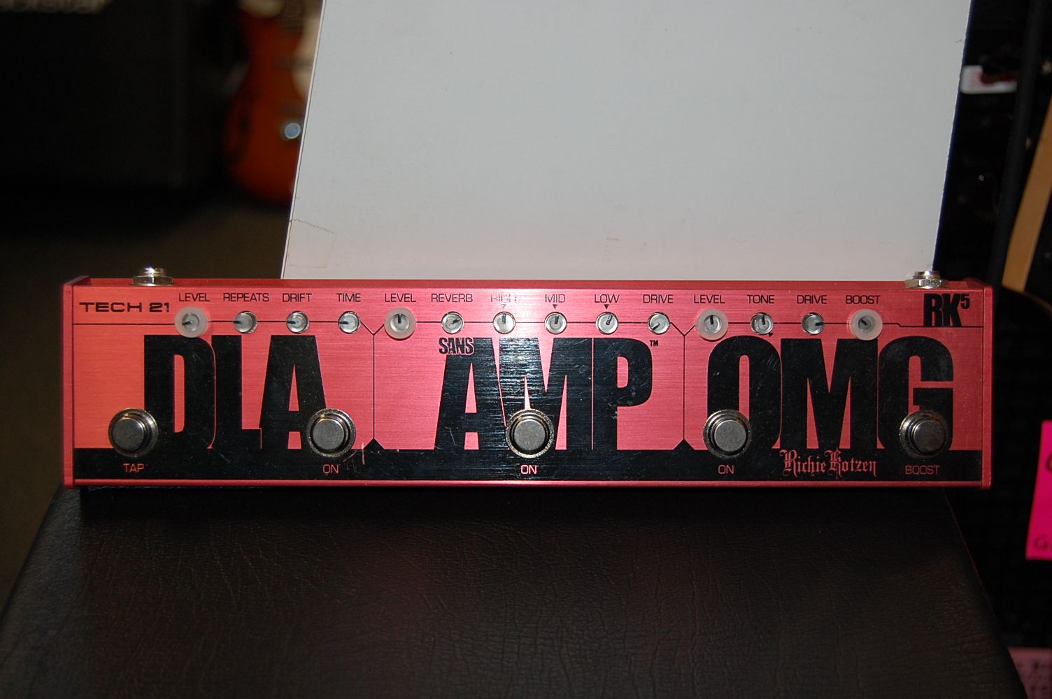 NJ Guitar and Bass Center - Effects & Accessories