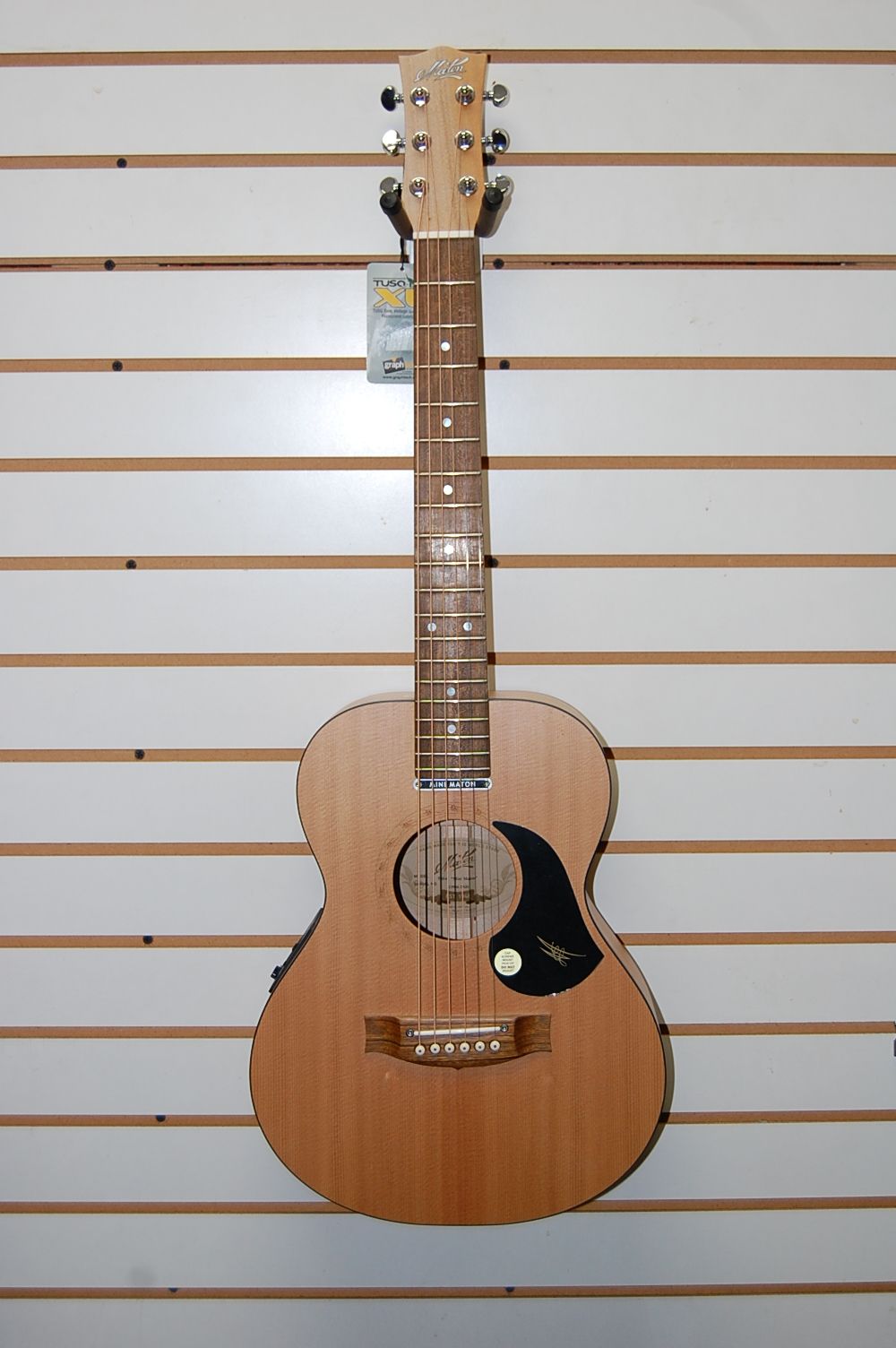 NJ Guitar and Bass Center - Acoustic Guitars