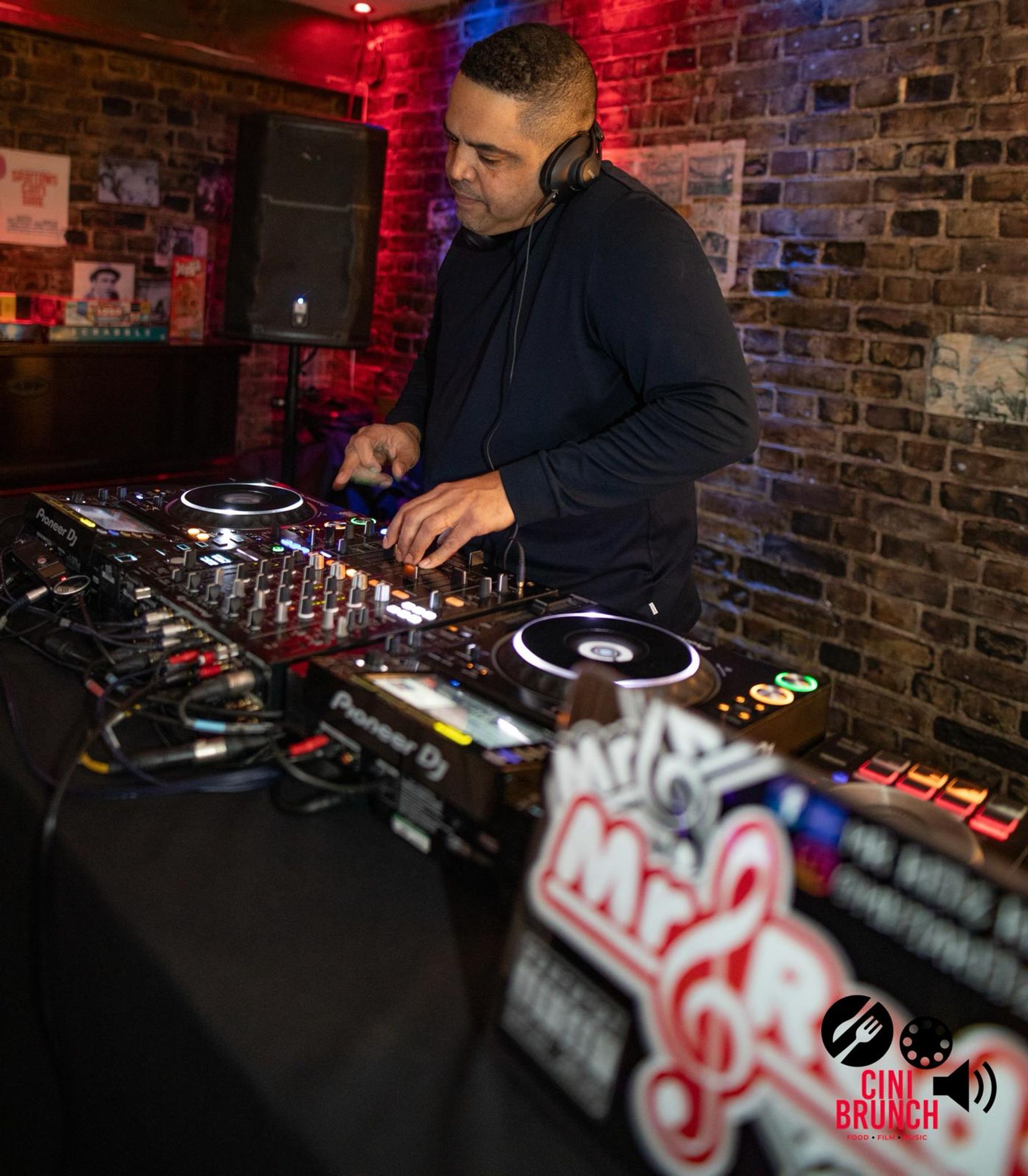 Chris Baxter Music - Bio