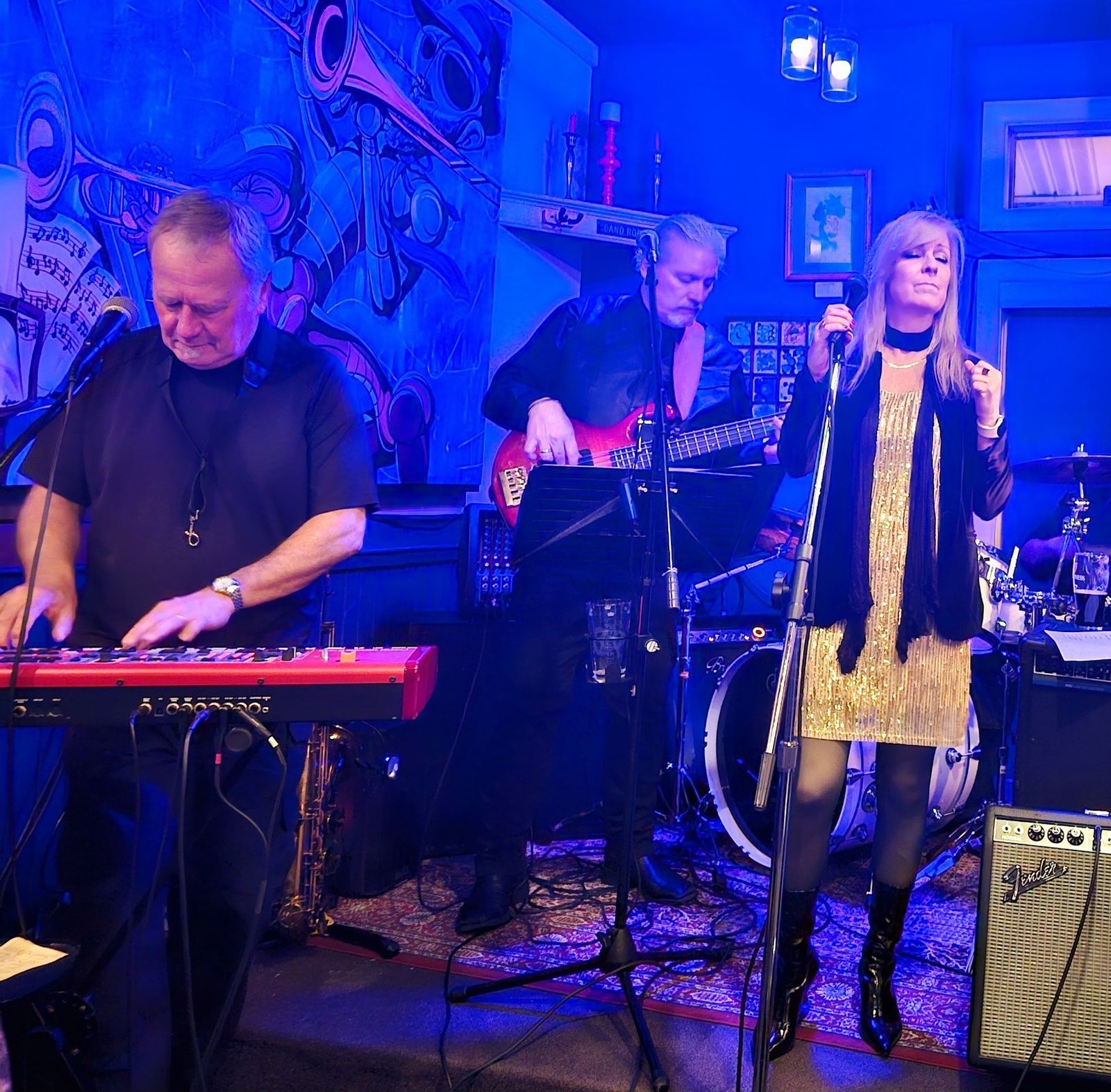 Wendy Logan Band