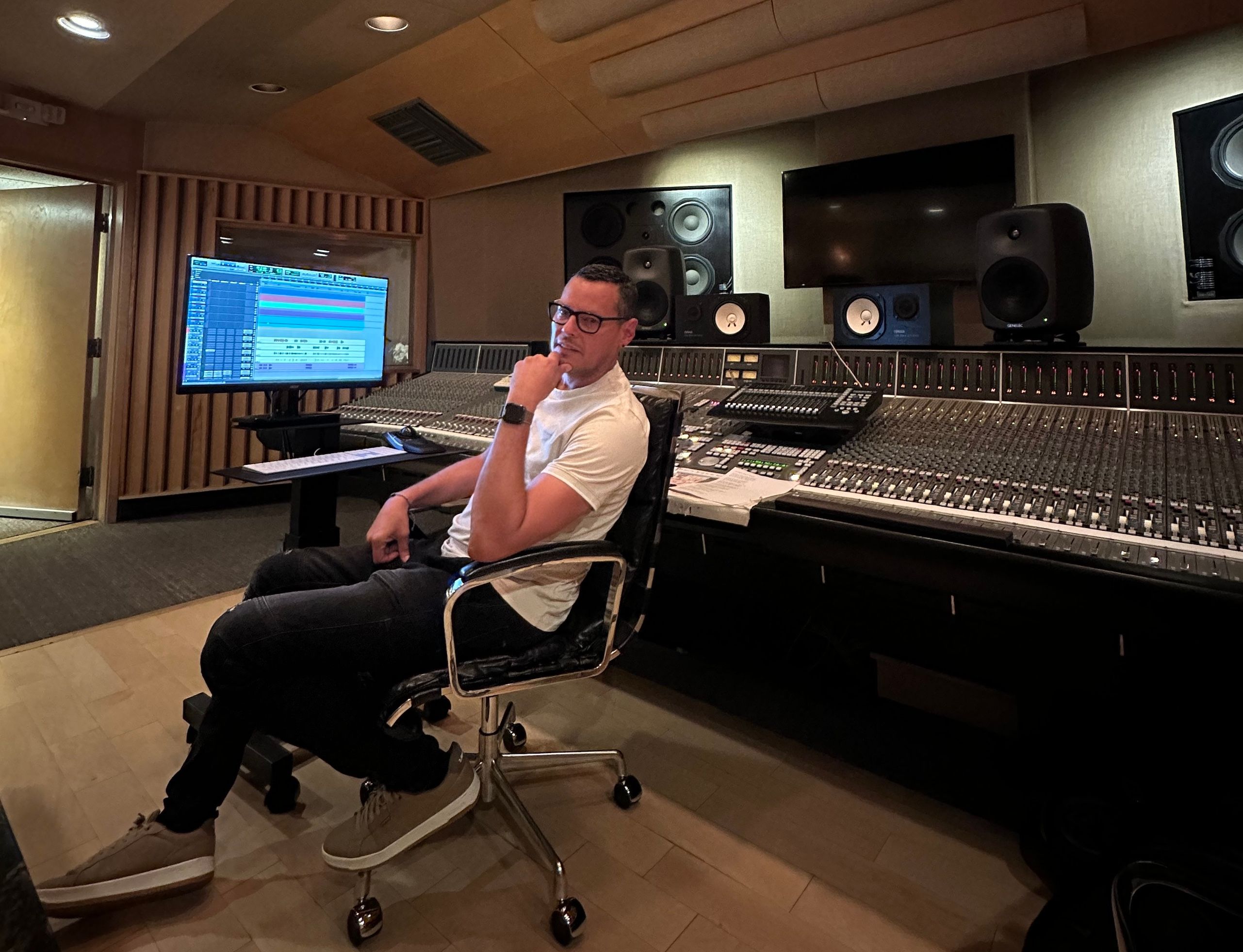 Robert Taylor - Photos