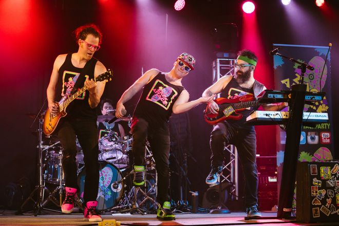 Zack Attack! The greatest throwback party band... EVER.