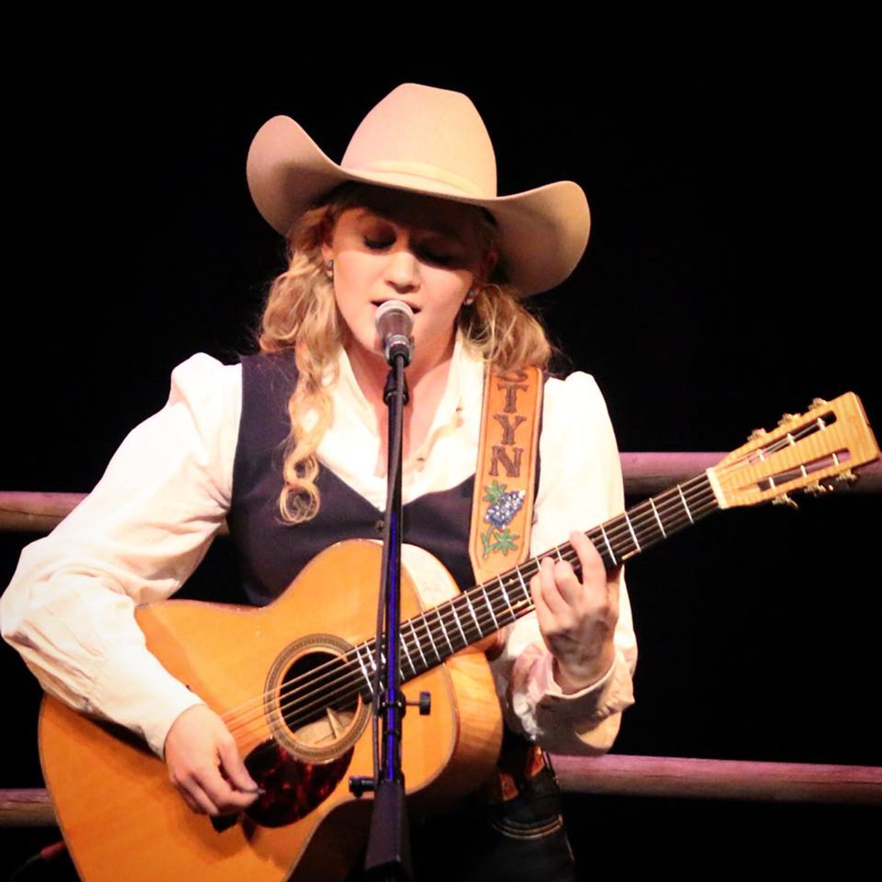 Kristyn Harris - Blog