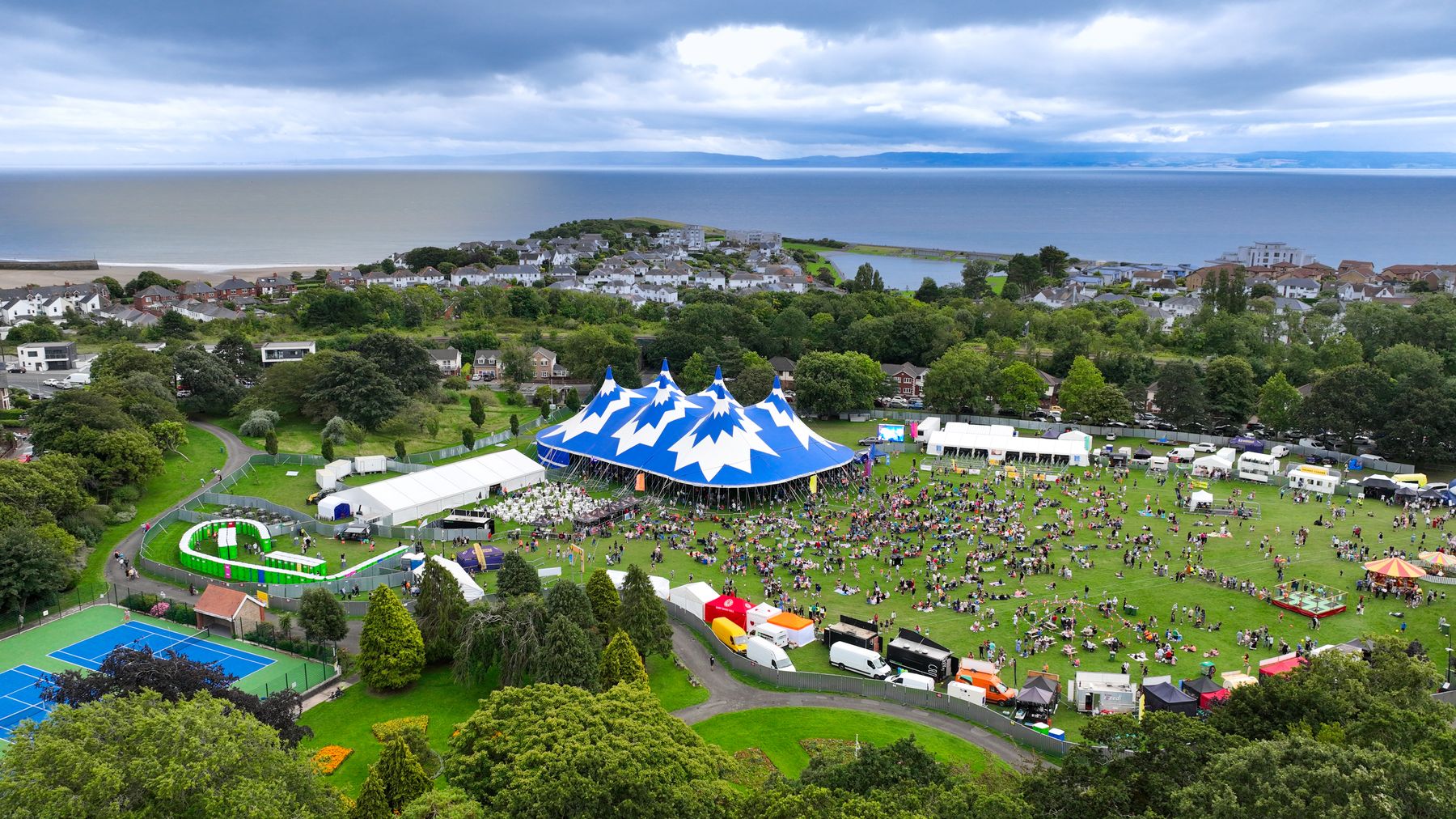 Mack Events Presents - GlastonBARRY Festival