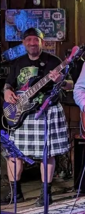 Potcheen - Meet the Cap'n & Crew