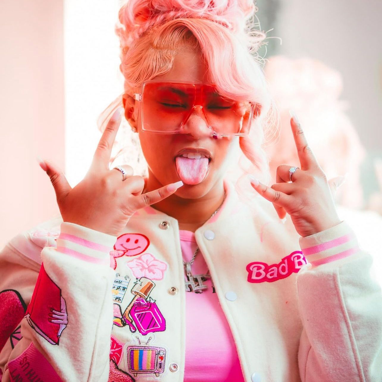 Red Print Magazine - BEHIND THE MUSIC (SPOTLIGHT ARTIST)