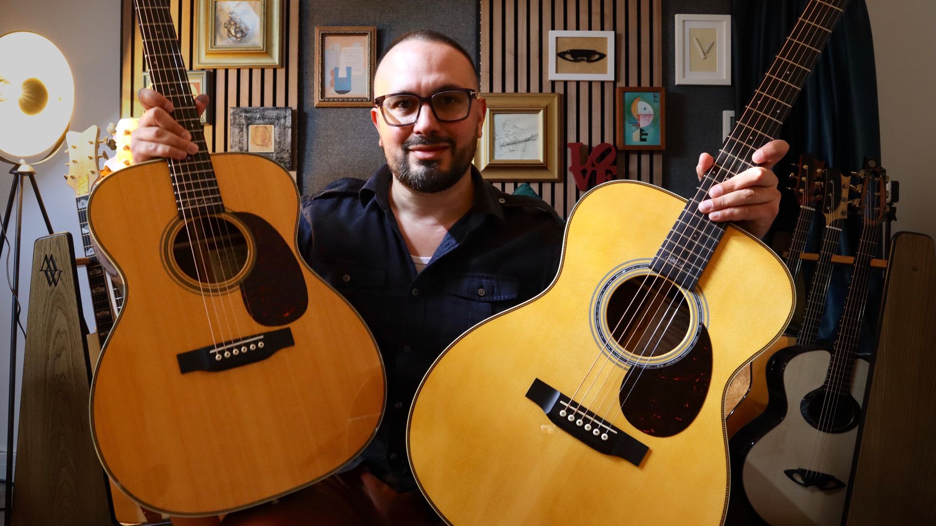 BATTLE OF THE SIGNATURE MODELS - 000 VS OM ACOUSTIC GUITARS!