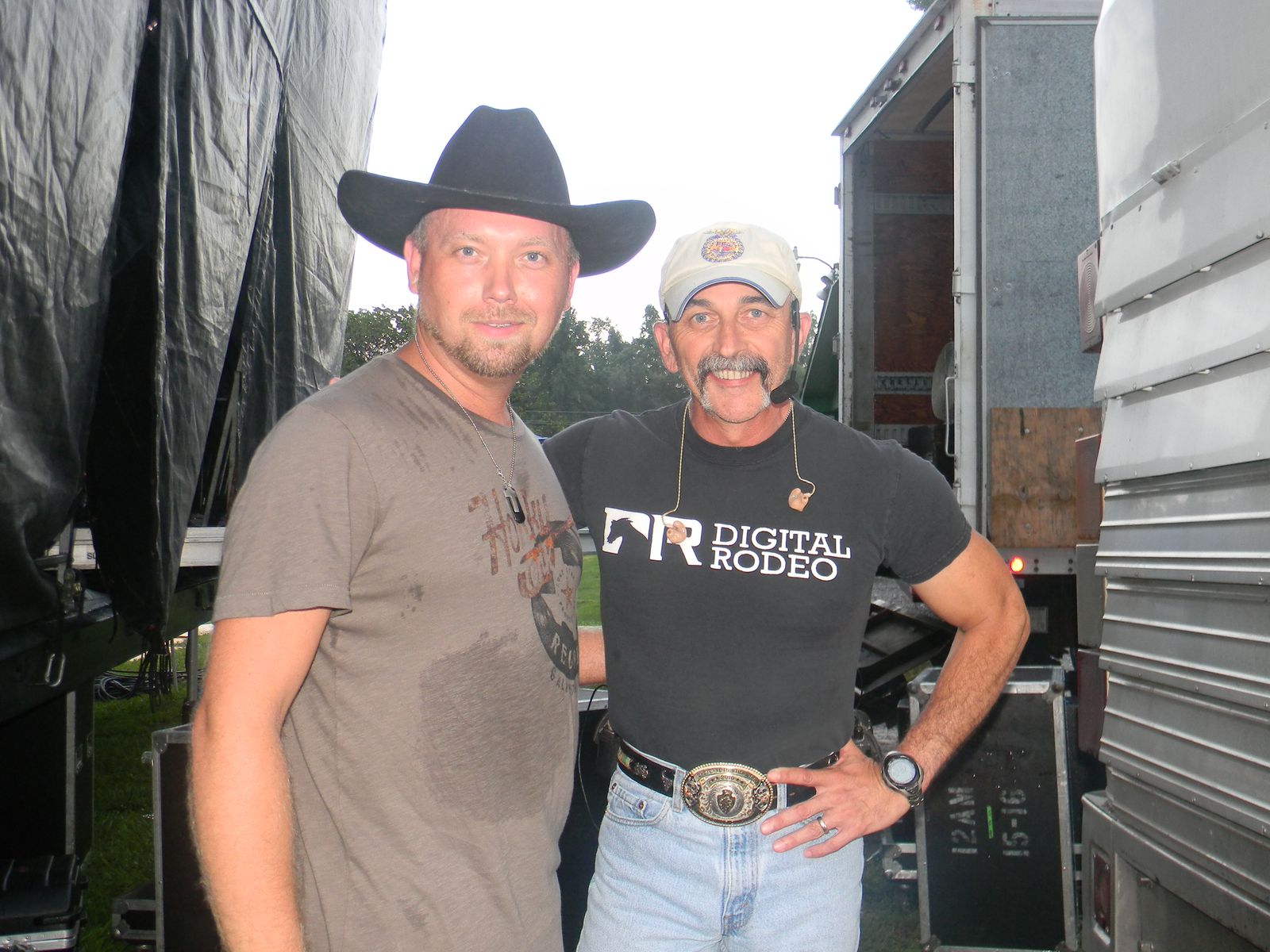 Robby Hopkins - Photos