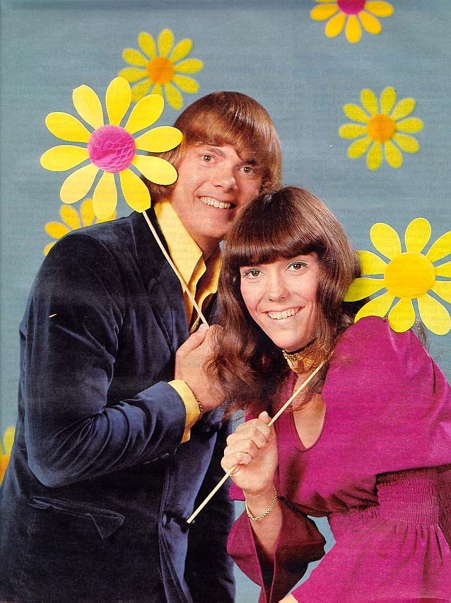 Closet Carpenters - A Tribute to Karen and Richard Carpenter