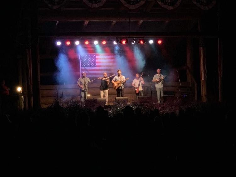 Breaking Grass - Tour