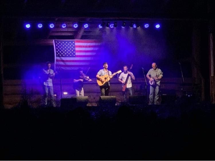 Breaking Grass - Tour