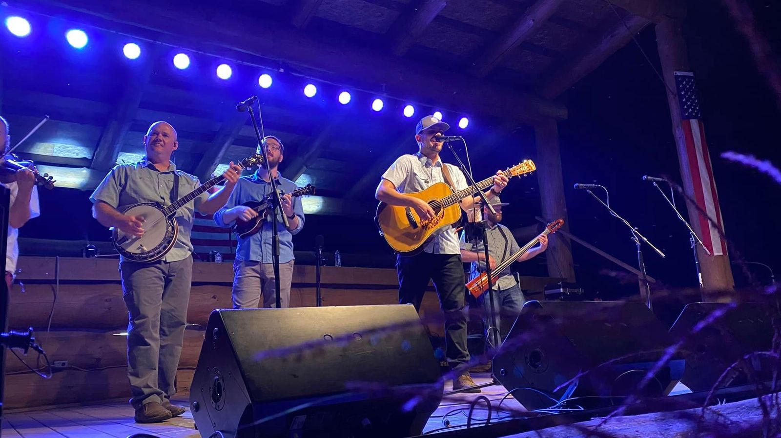 Breaking Grass - Tour