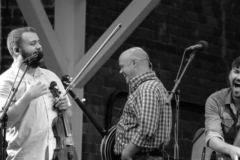 Breaking Grass - Tour