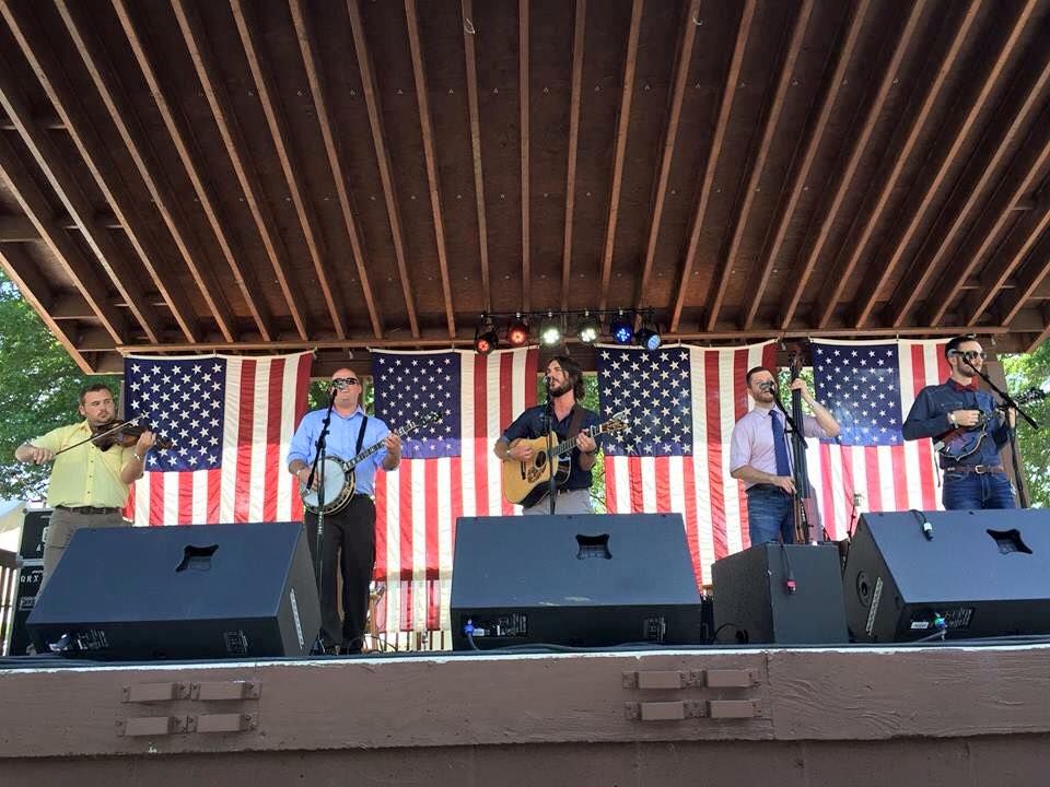 Breaking Grass - Tour