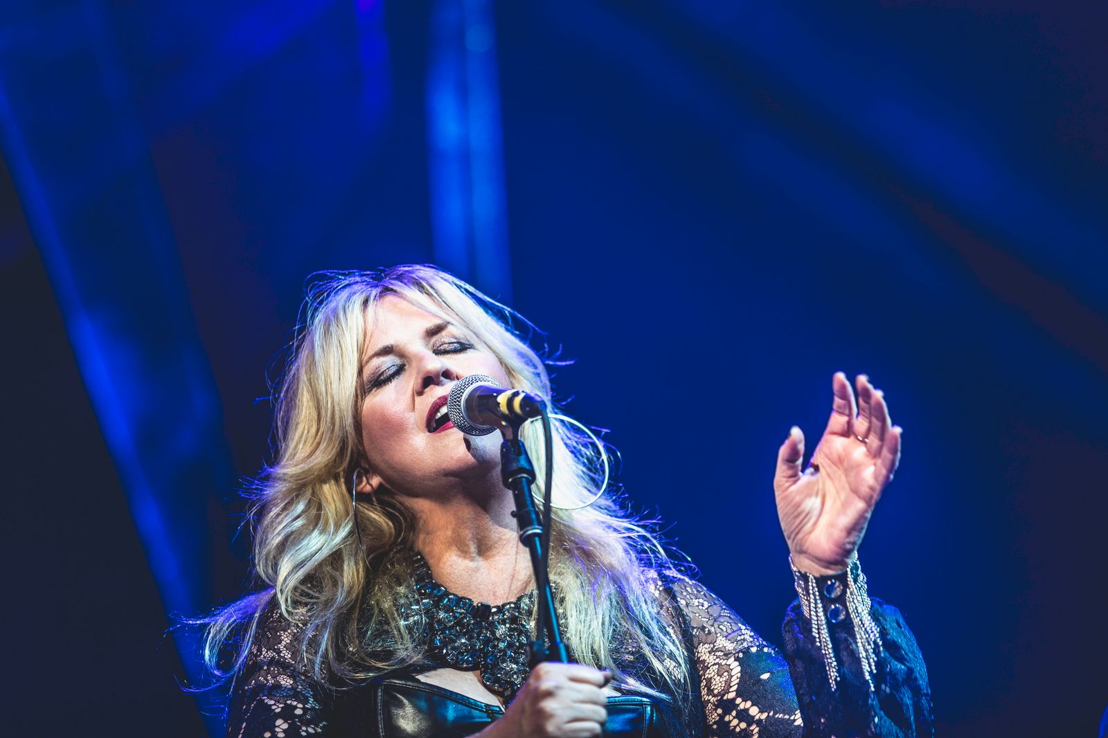 WINDY WAGNER - PHOTOS