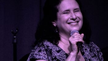 Miranda Louise - Photos