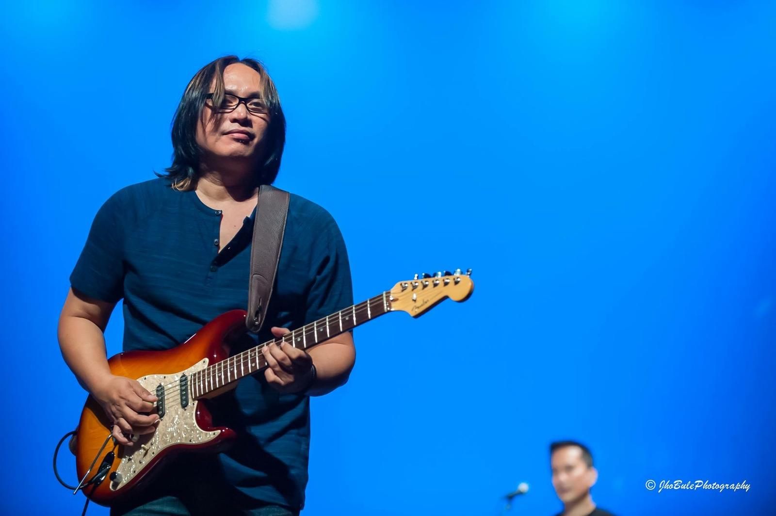 INTRoVOYS | Official Site - Vic Carpio