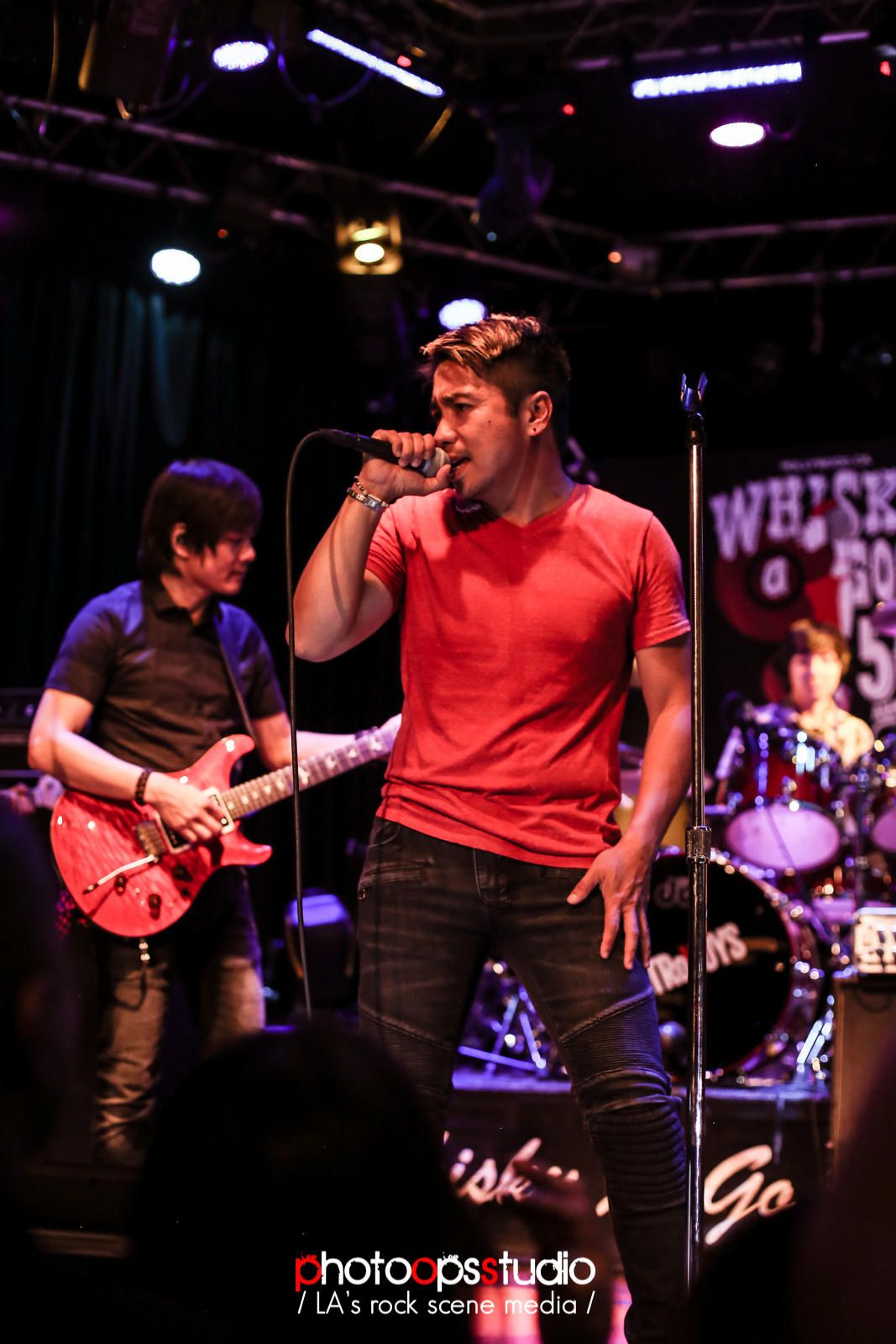 INTRoVOYS | Official Site - Paco Arespacochaga