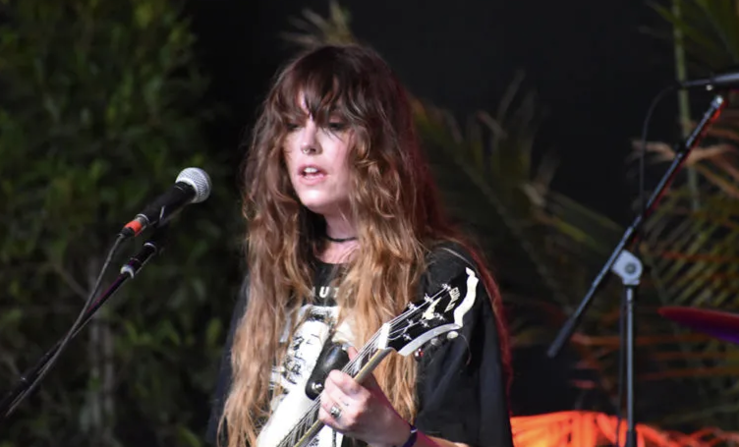 Emma Ruth Rundle Explains Her Journey Creating Engine of Hell, Her New ...