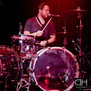 Danny Bourgeois - Photos