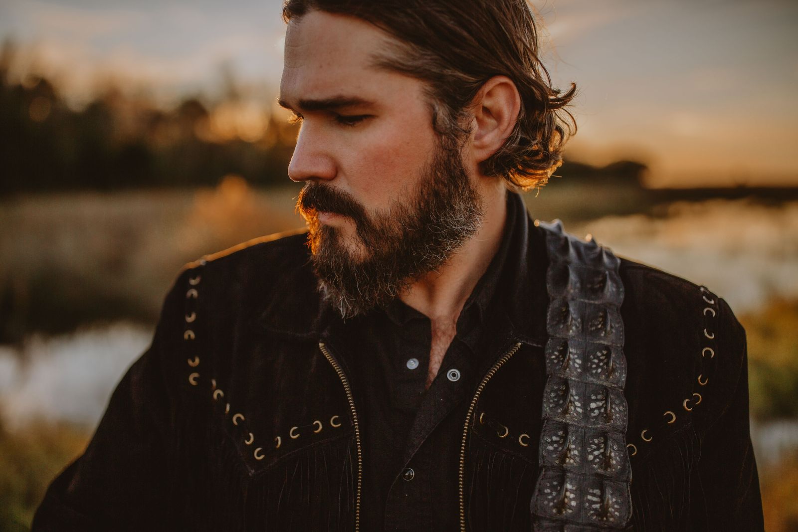 Sean Holcomb - PRESS KIT