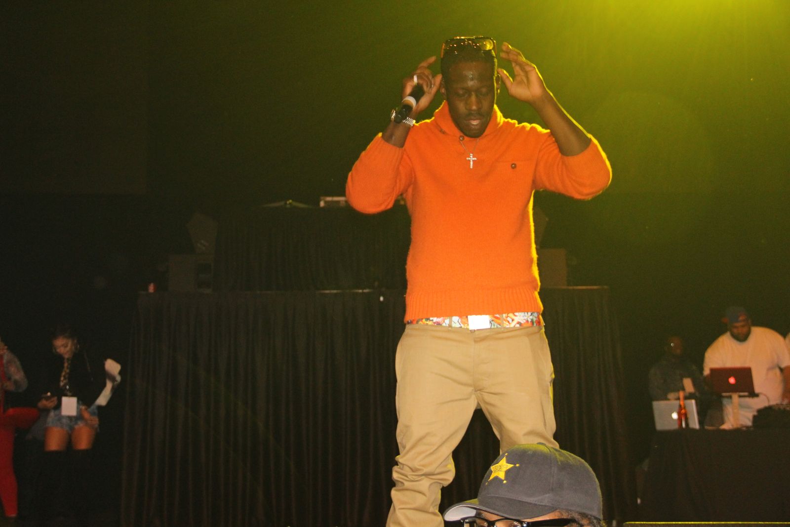 Circle Tight - Photos