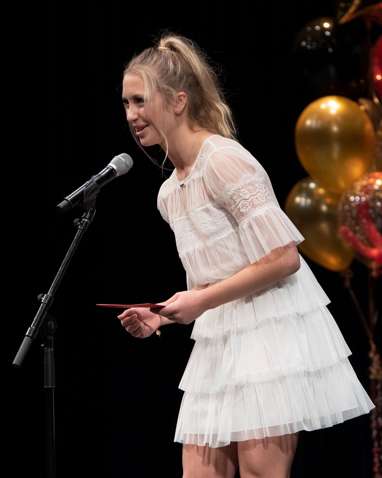 Emily Roman - Photos