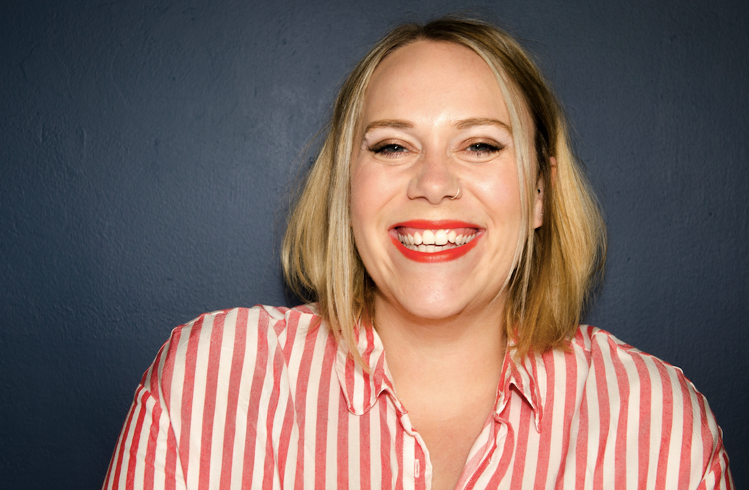 Carly Smallman - Photos