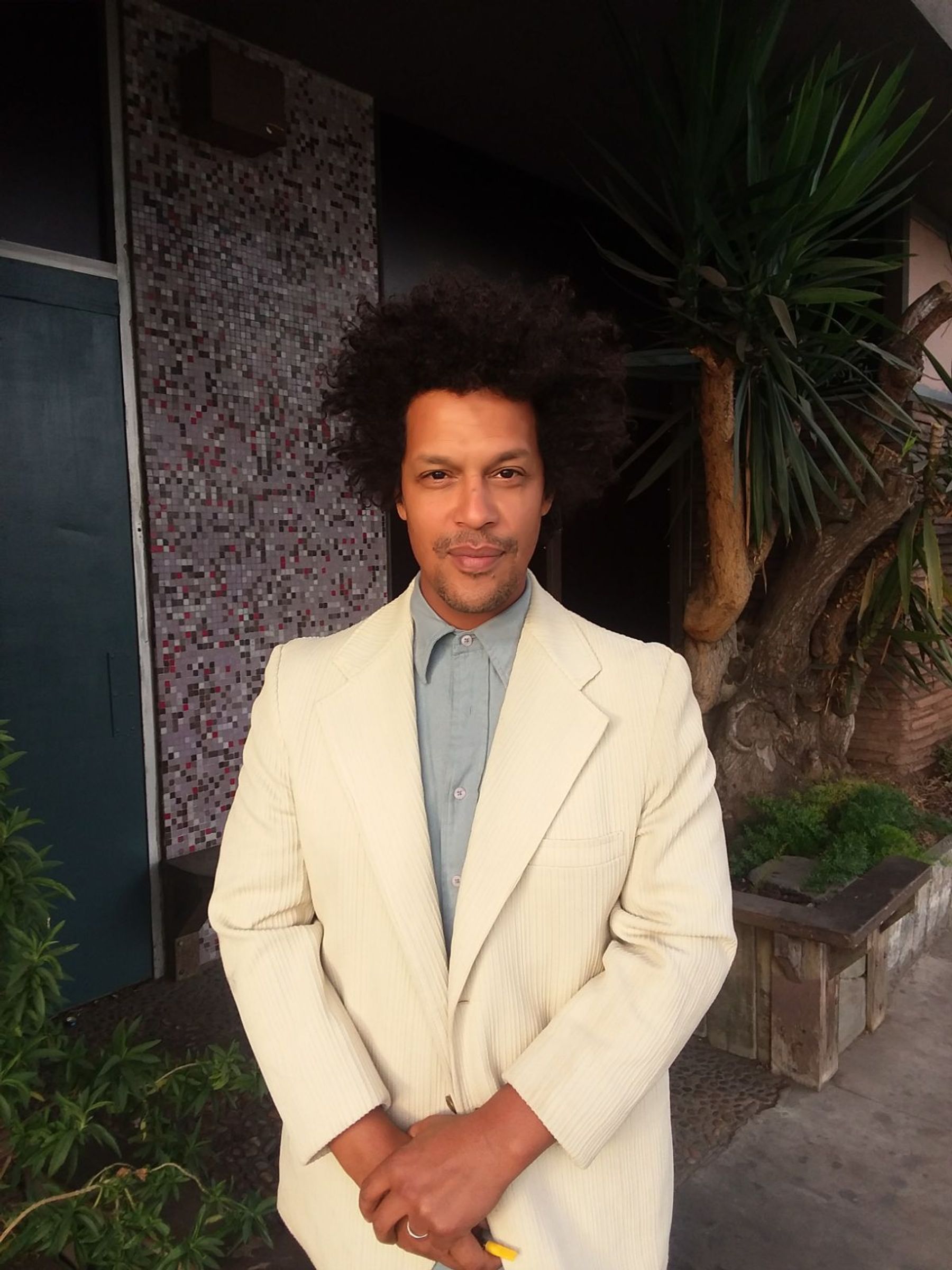 Gabriel Gordon - Bio