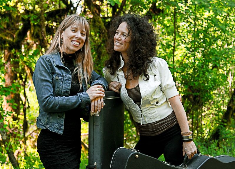 Cassandra Robertson - Photos