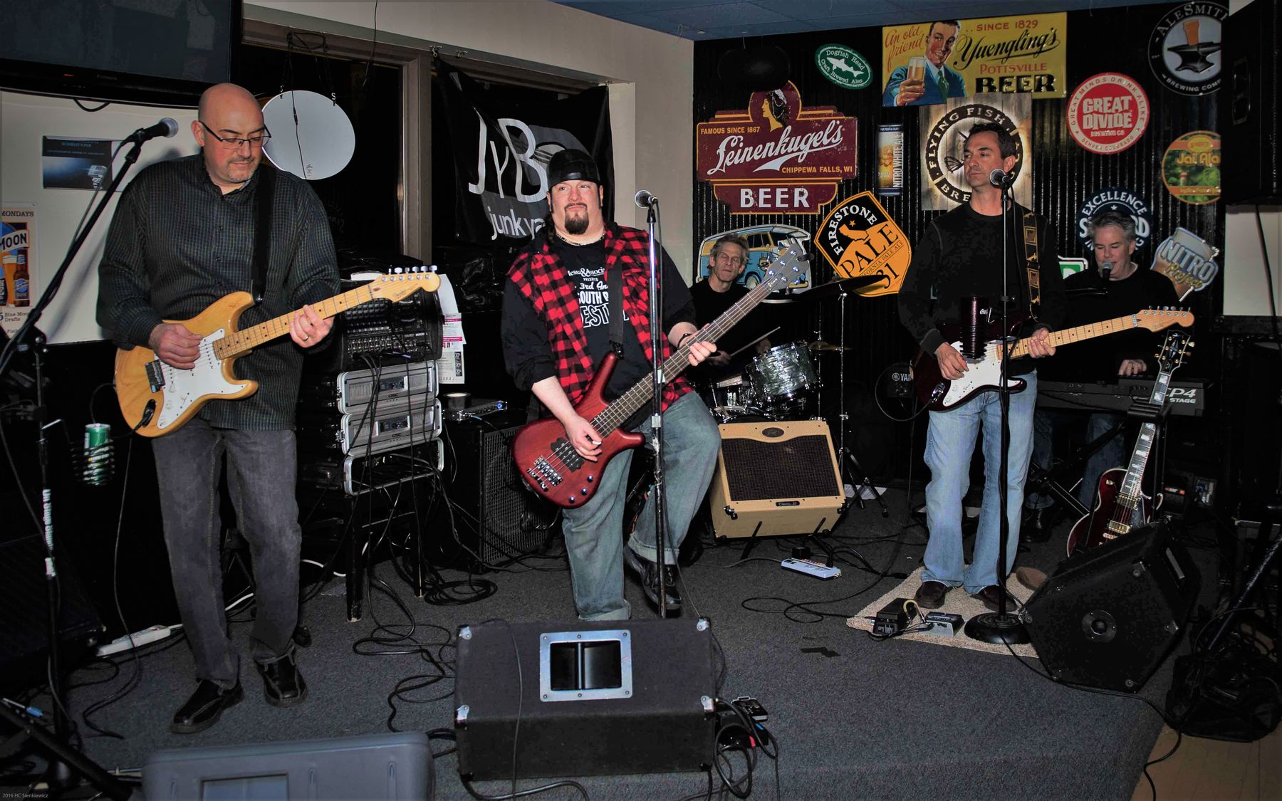 Junkyard Band - Ken Vogel (Drums)