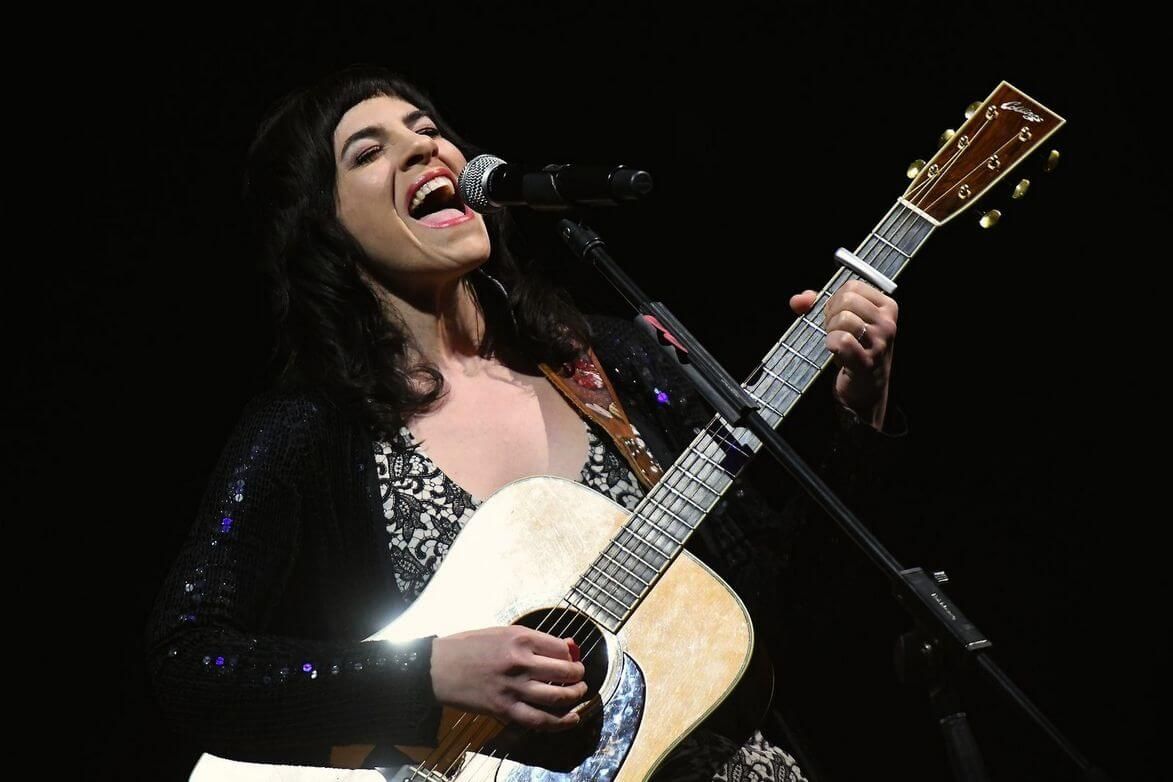 Terra Naomi - Indie Artist and Singer-Songwriter from LA