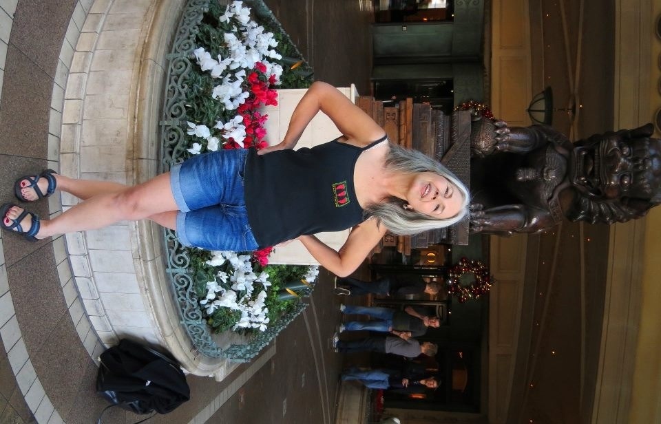 Laurel Wolfe~Singer/Songwriter/Artist