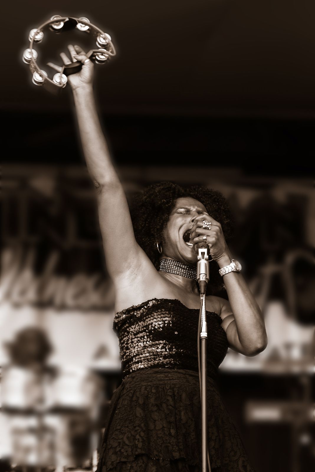 Regina Troupe - Photos