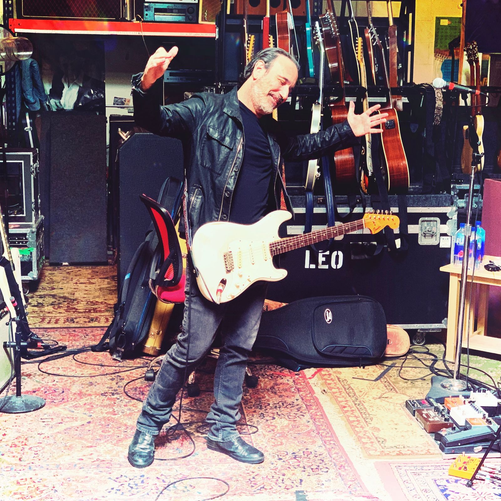 Jason Sinay - Photos