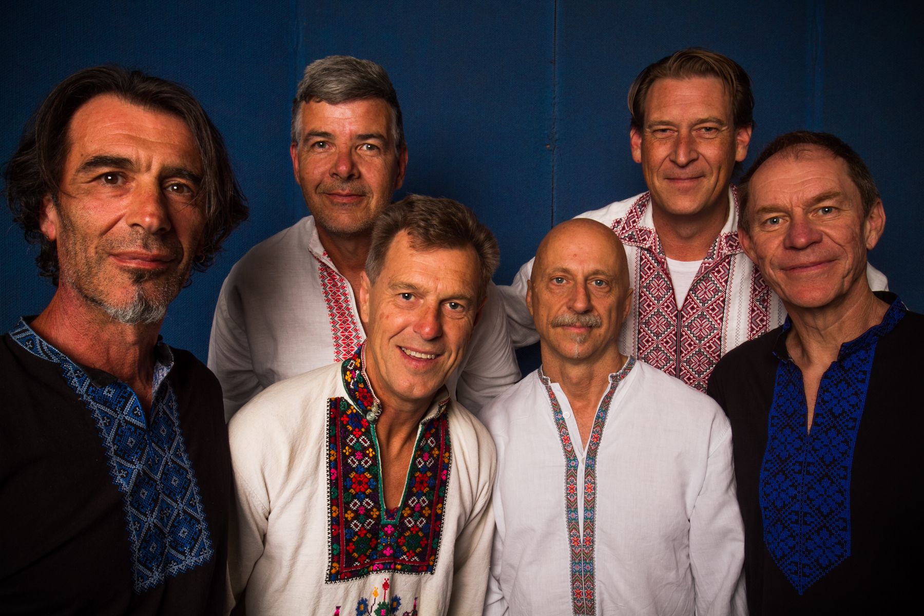 Yellow Blue Bus | band member biographies