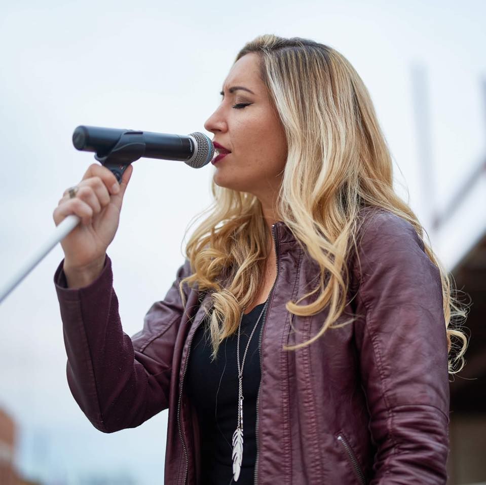 Melinda Adams - Photos