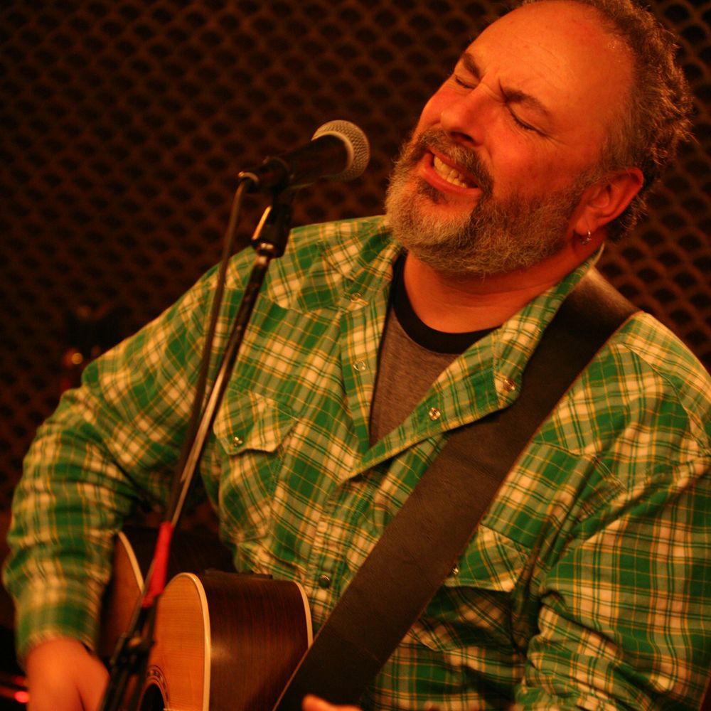 Chris Scanlon - Press Kit