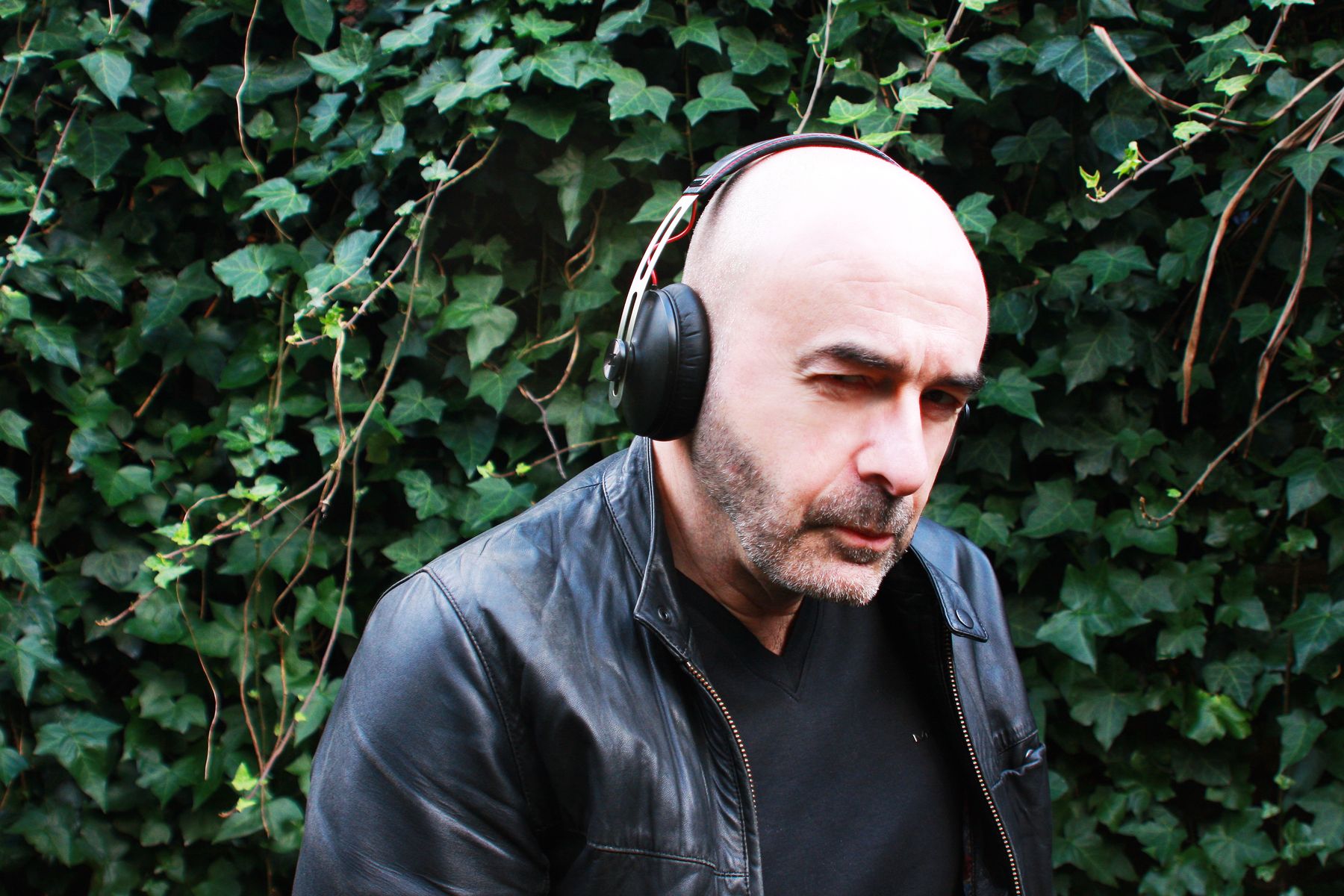 Simon Jacobs - About